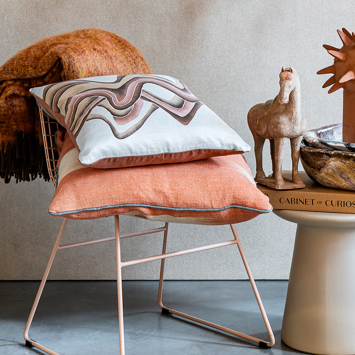 Luxe kussens en plaids koop je bij Oogenlust